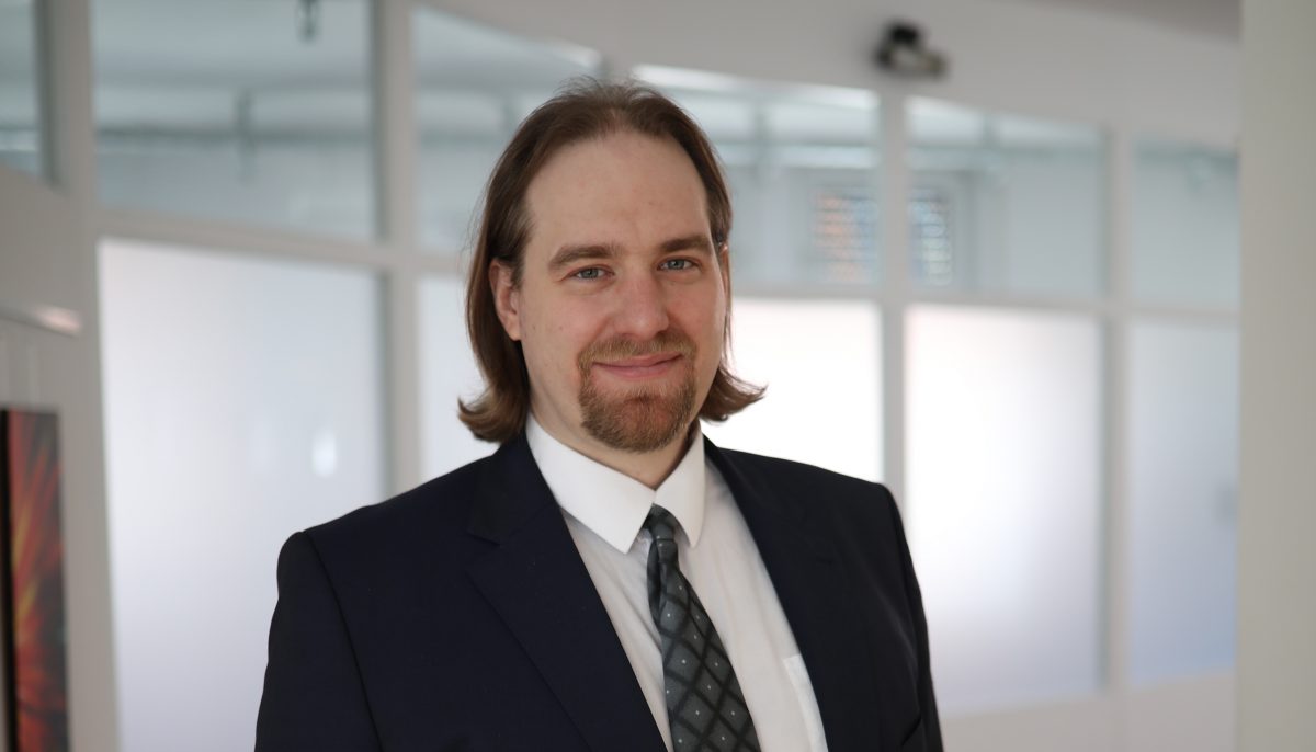 We proudly present: Prof. Stephan Jacob – mAHS, media Akademie ...